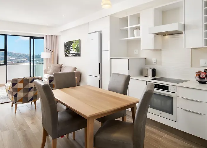 THE REGENCY APARTMENT HOTEL MENLYN, PRETORIA